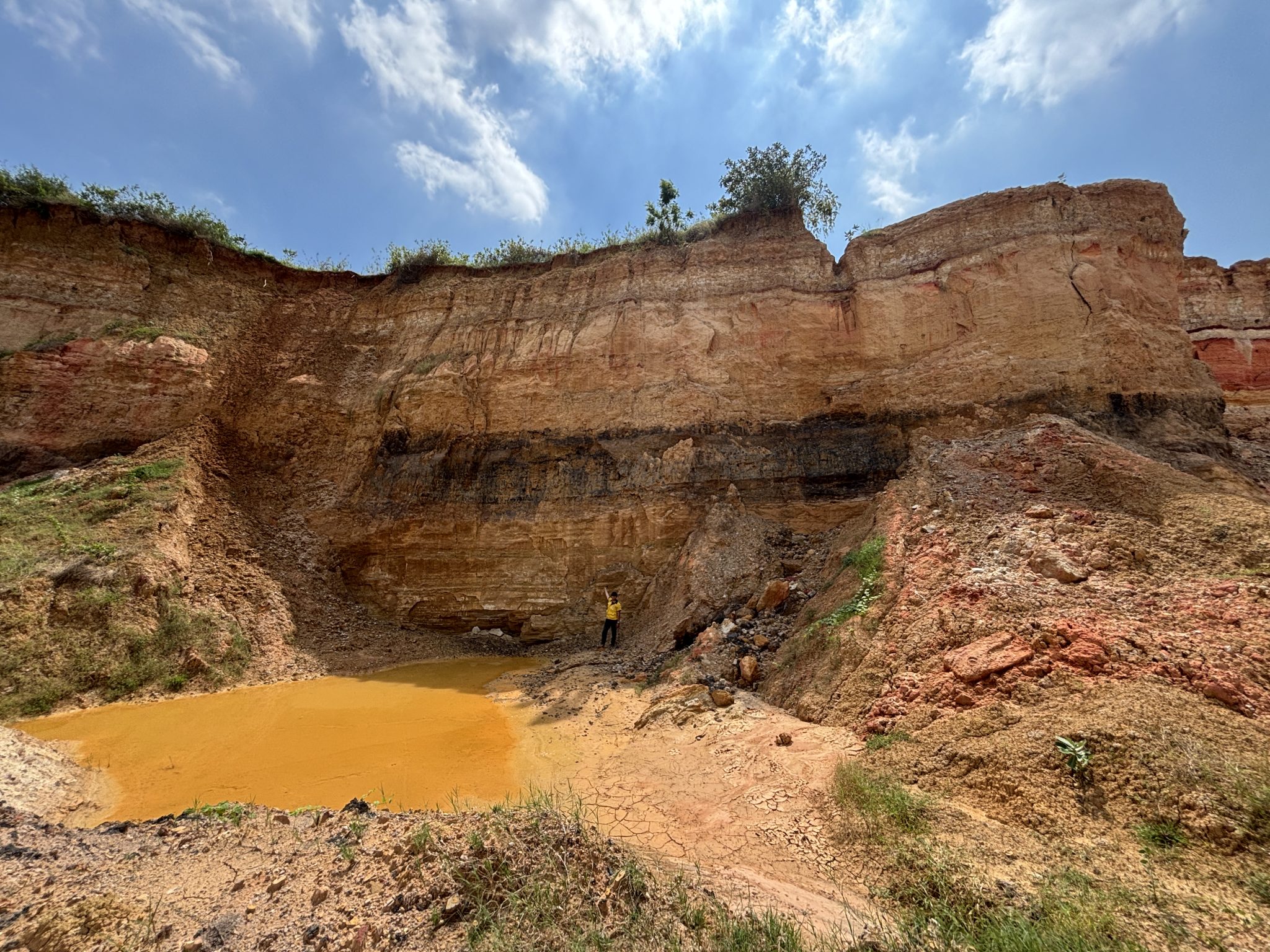 Menjelajah Jejak Geologi Pada Daerah Tambang Pasir Kuarsa dan Terdapat ...